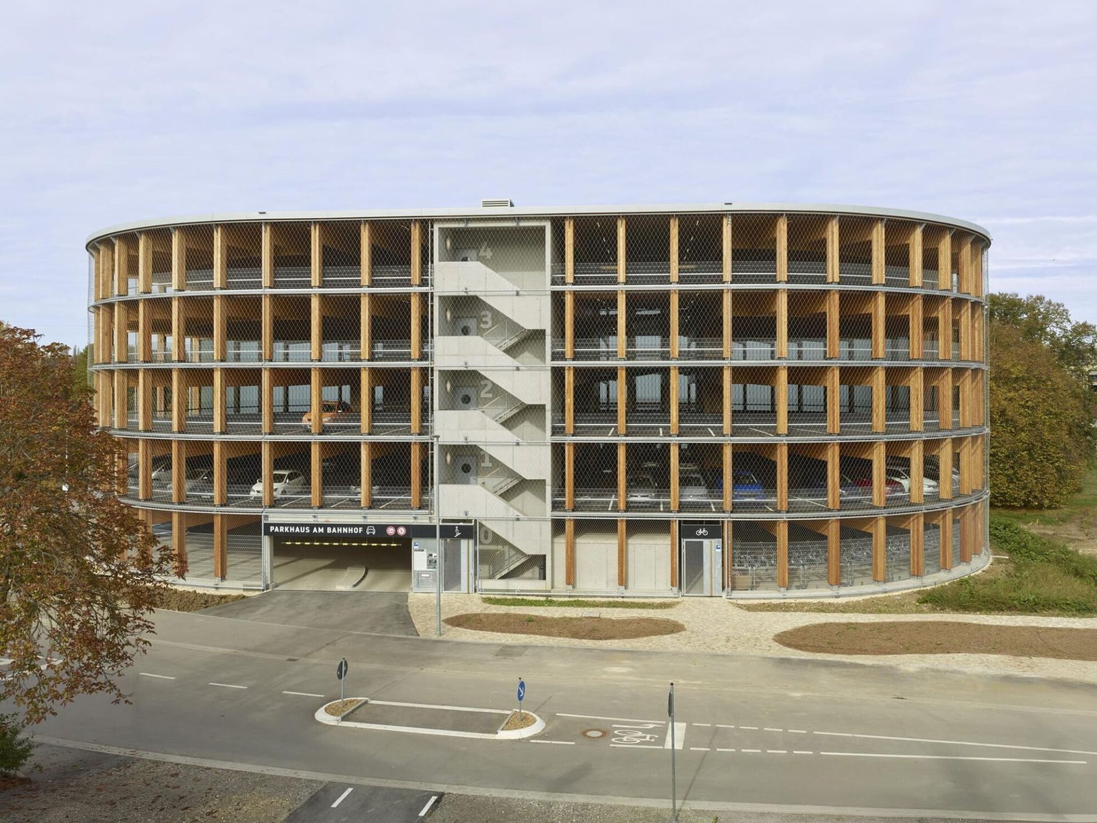 The Evolution of Parking Garage Architecture in Urban Development ...